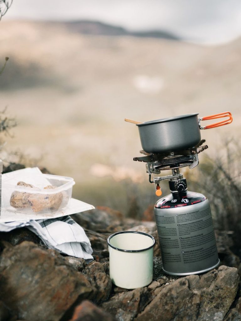 How to Cook Your Meals and Save Money While Traveling - Sleepy Globetrotter